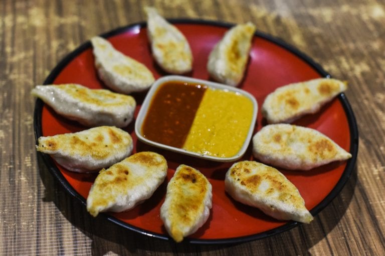 35 Yummilicious Foods To Definitely Try In Leh Ladakh- Food that you ...