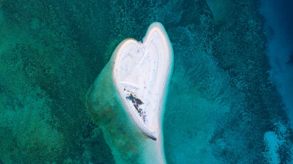 7 Wisata Gresik Terbaik, Tujuan Favorit Liburan! - OYO Indonesia Blog