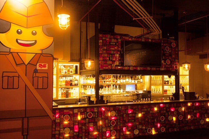 Visit these Spectacular Pubs in Mumbai for a Night of Unbridled ...